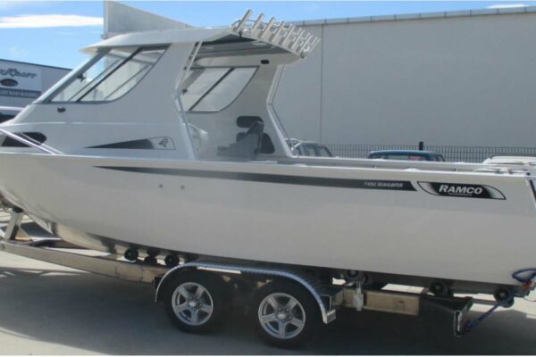 Seahunter 7450 | Overnight Capabilities | Deep-Vee | Ramco Boats